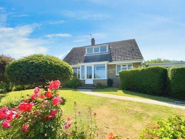 3 Bedroom Bungalow For Sale In Brighstone