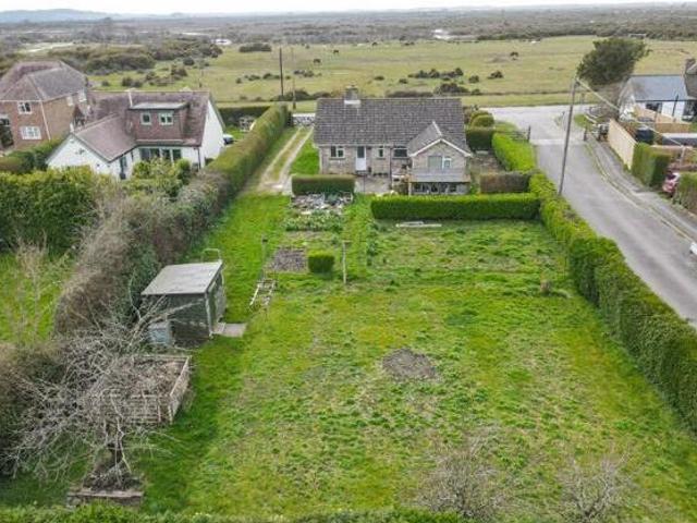 3 Bedroom Bungalow For Sale In Brockenhurst, Hampshire