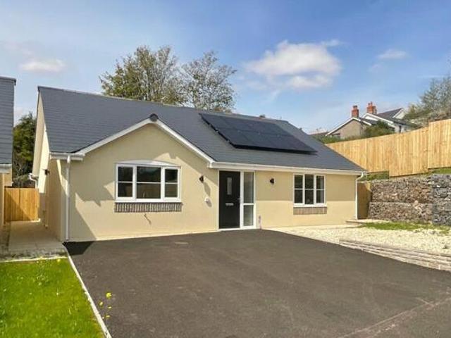 3 Bedroom Bungalow For Sale In Garndiffaith, Pontypool