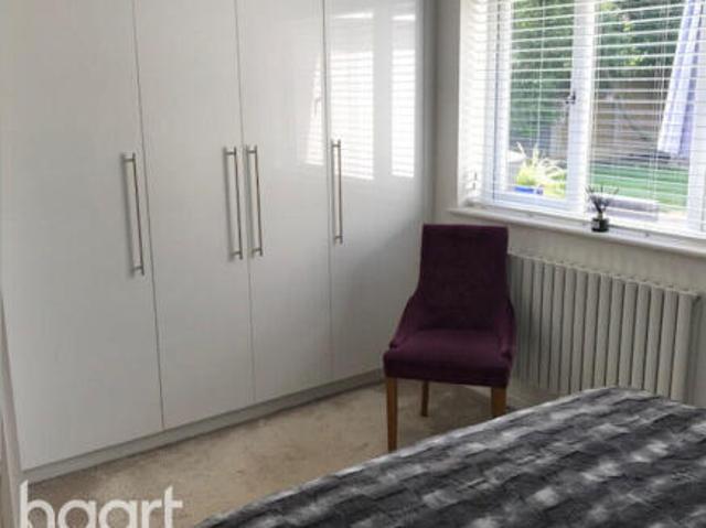 3 bedroom bungalow for sale in Douglas Road, Bedford, MK41