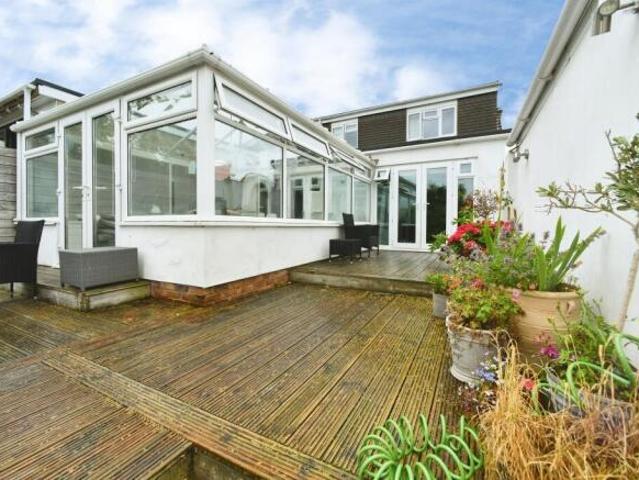 3 bedroom bungalow for sale in Donnington Road, Brighton, BN2