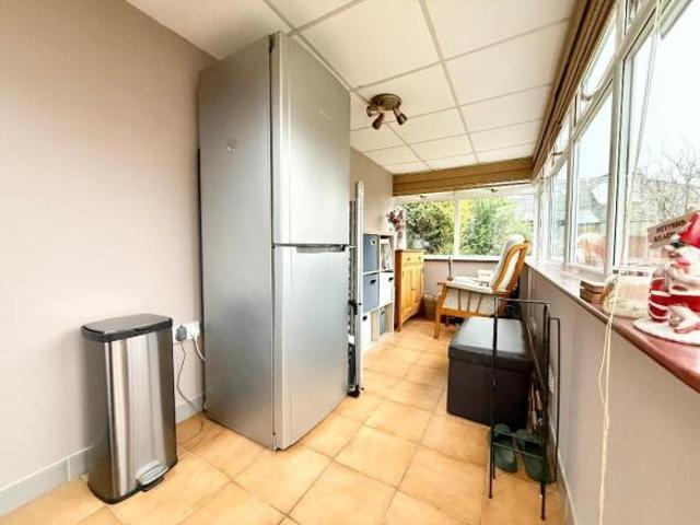 3 bedroom bungalow for sale in Derwent Avenue, Warden Hills, Luton, Bedfordshire, LU3 2DX, LU3