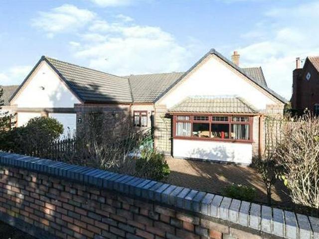 3 bedroom bungalow for sale in Emerald Grove KirkbyinAshfield Nottingham Nottinghamshire NG17