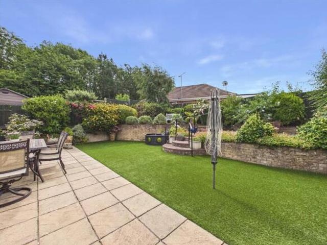 3 bedroom bungalow for sale in Fotheringhay, Worcester, Worcestershire, WR4
