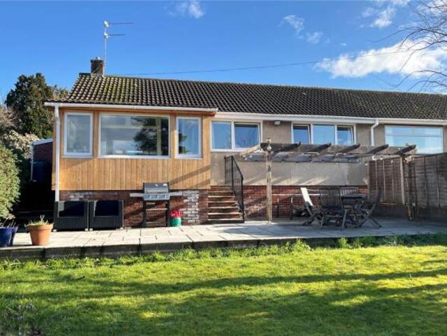 3 bedroom bungalow for sale in First Avenue, Bristol, BS4