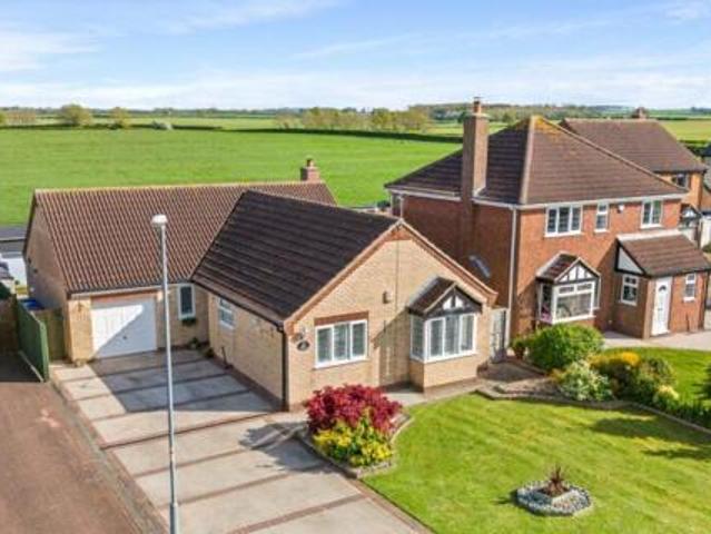 3 Bedroom Bungalow For Sale In Keelby, Lincolnshire