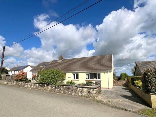 3 Bedroom Bungalow For Sale In Keeston, Hwlffordd