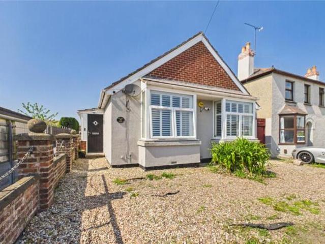 3 bedroom bungalow for sale in Kingsdown Road, Kingsdown, Swindon, SN2