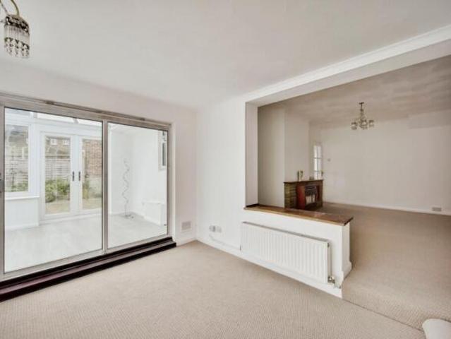 3 bedroom bungalow for sale in Kingsgate Close, Maidstone, Kent, ME16
