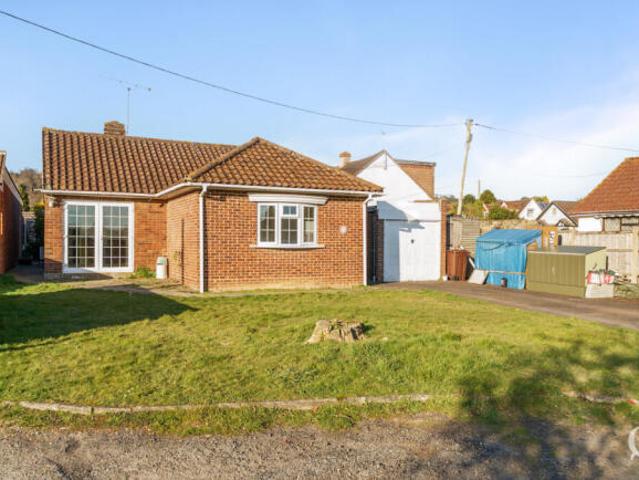 3 bedroom bungalow for sale in Hockers Close, Detling, Maidstone, Kent, ME14
