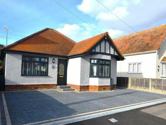 3 Bedroom Bungalow For Sale In Holland on sea