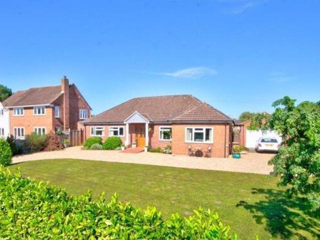 3 Bedroom Bungalow For Sale In Honeybourne