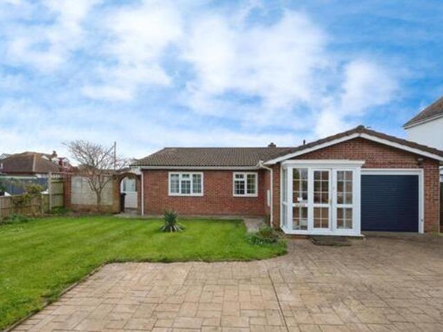 3 Bedroom Bungalow For Sale In Hayling Island, Hampshire