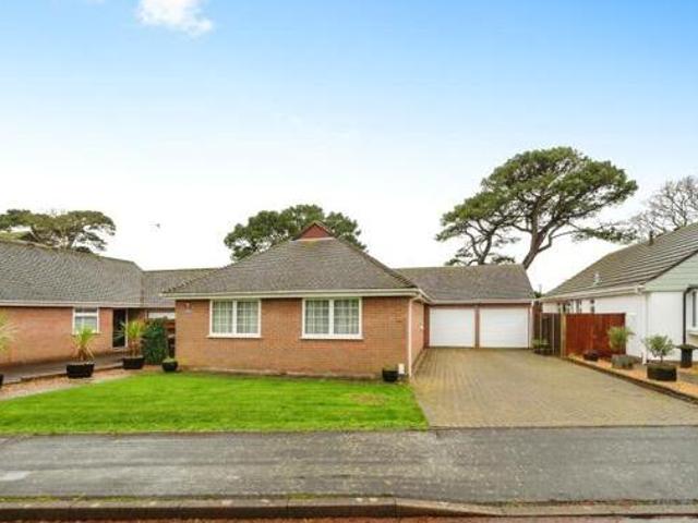 3 Bedroom Bungalow For Sale In Hayling Island, Hampshire