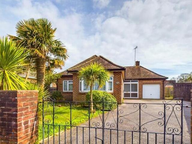 3 Bedroom Bungalow For Sale In Highcliffe, Dorset