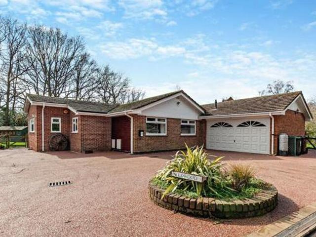3 Bedroom Bungalow For Sale In Hildenborough, Tonbridge