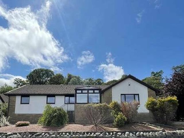 3 bedroom bungalow for sale in Hunters Grove Hunters quay Dunoon PA23