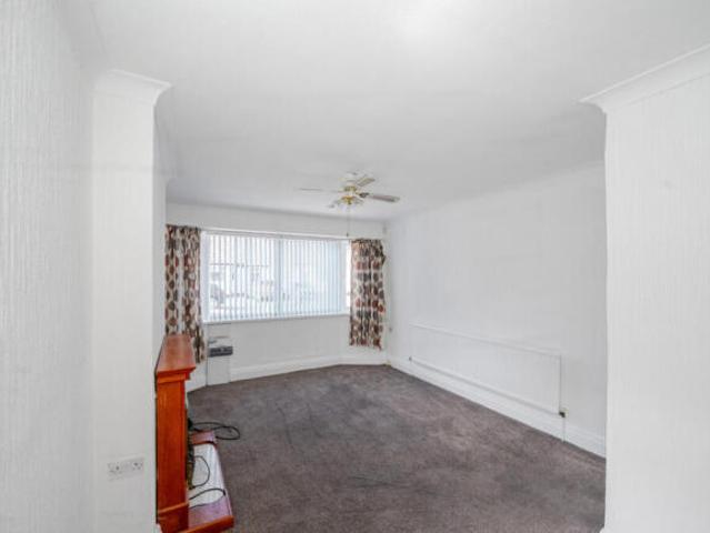 3 bedroom bungalow for sale in Oak Avenue, Willerby, Hull, East Riding of Yorkshi, HU10