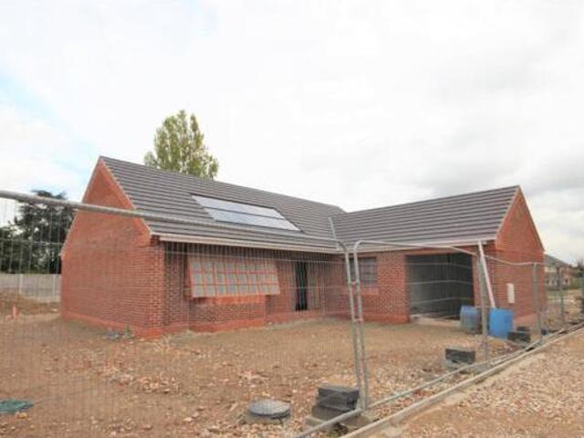 3 Bedroom Bungalow For Sale In Off Keddington Road, Louth