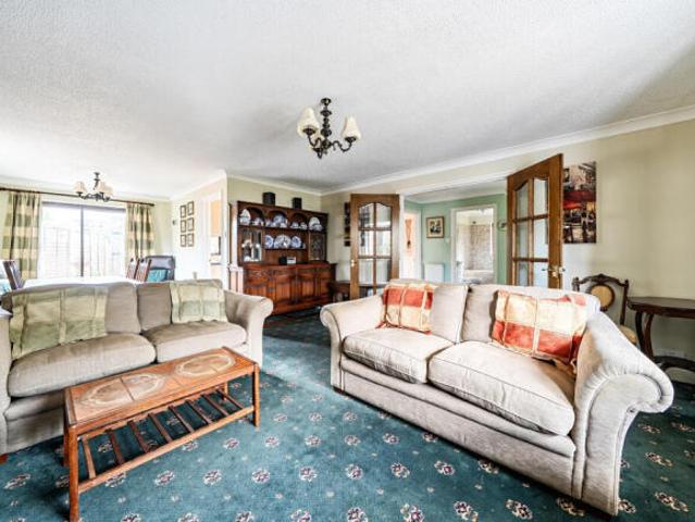 3 bedroom bungalow for sale in Osprey Road, Cheltenham, Gloucestershire, GL53