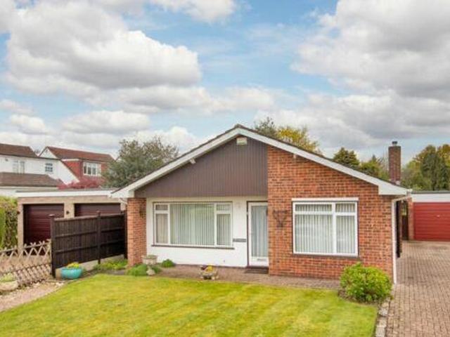 3 Bedroom Bungalow For Sale In Longfield, Kent