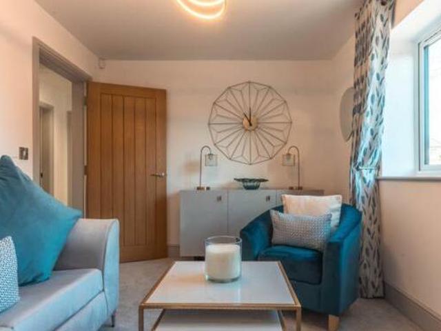 3 Bedroom Bungalow For Sale In Lawnswood Avenue