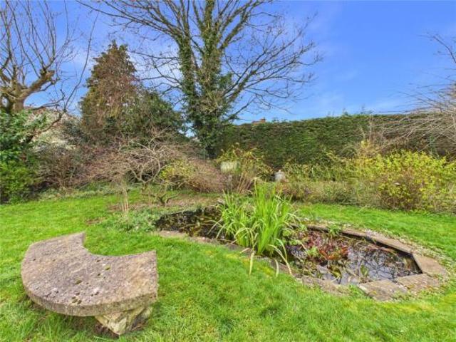 3 bedroom bungalow for sale in Lark Hill Road, Worcester, Worcestershire, WR5