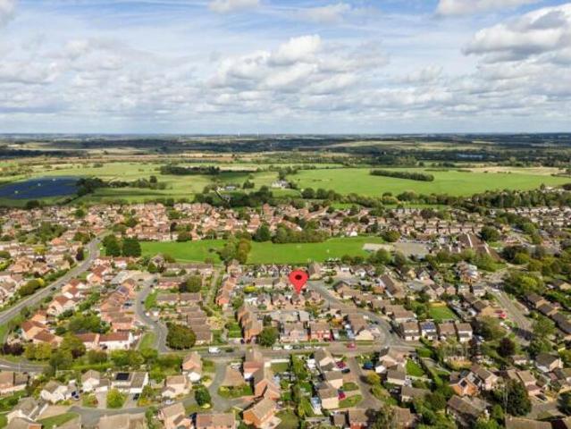 3 bedroom bungalow for sale in Lewis Close, Newport Pagnell, MK16 8RG, MK16