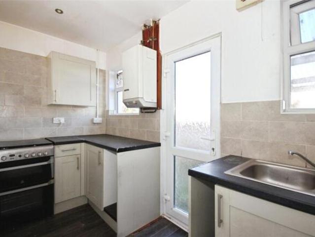 3 bedroom bungalow for sale in Lee Road, Leamington Spa, Warwickshire, CV31