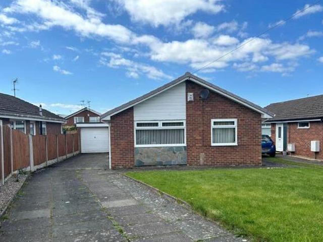 3 Bedroom Bungalow For Sale In Little Neston, Neston