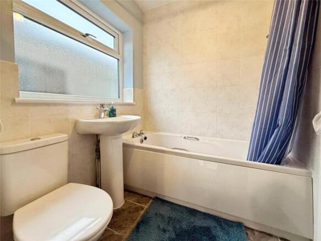 3 bedroom semi detached house for sale in Matlock Drive, North Hykeham, Lincoln, Lincolnshire, LN6