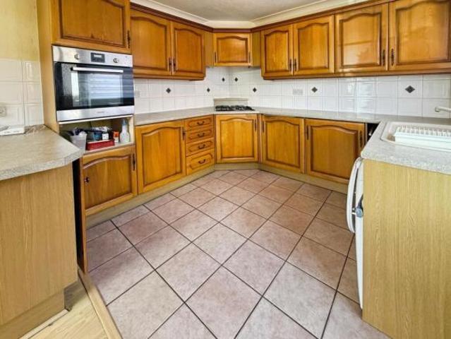 3 bedroom bungalow for sale in Malham Drive, Lincoln, Lincolnshire, LN6