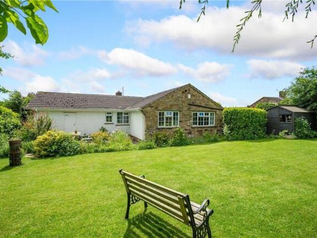 3 bedroom bungalow for sale in Manley Drive, Wetherby, West Yorkshire, LS22