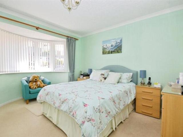 3 bedroom bungalow for sale in Marina Road, Plymouth, Devon, PL5