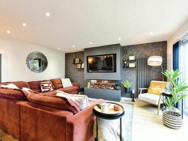 3 bedroom bungalow for sale in Myers Grove Lane, Sheffield, South Yorkshire, S6