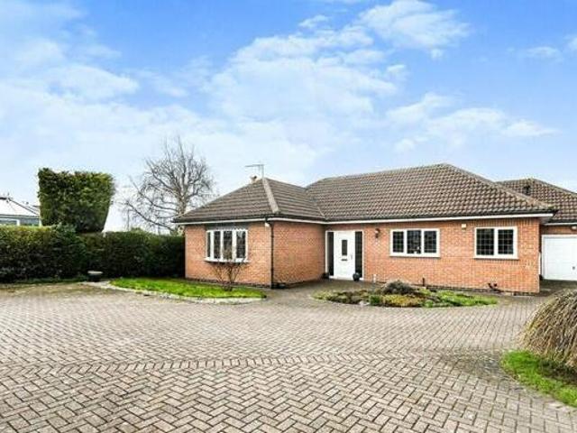 3 Bedroom Bungalow For Sale In Nottingham, Nottinghamshire