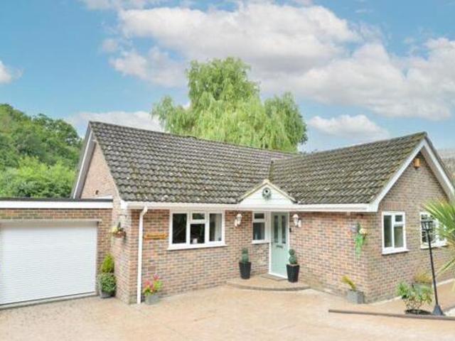 3 Bedroom Bungalow For Sale In New Milton, Hampshire