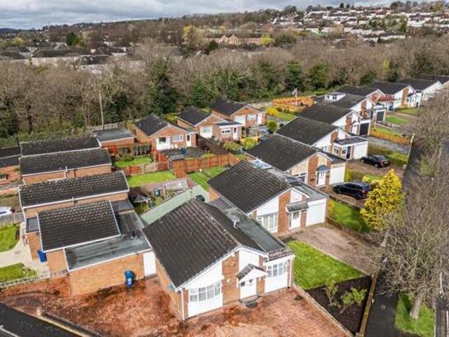 3 Bedroom Bungalow For Sale In South West Denton