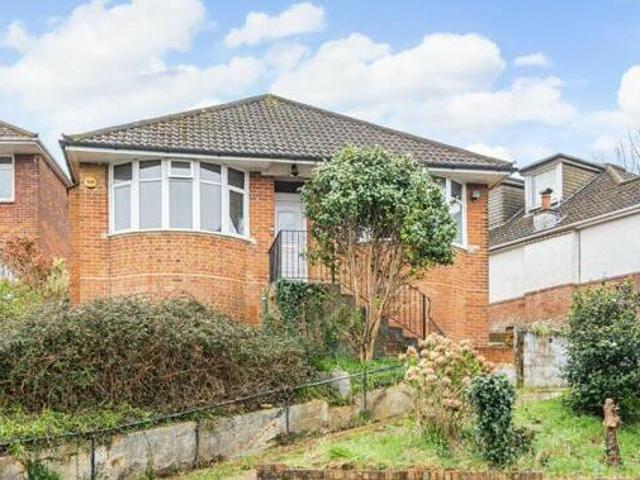 3 Bedroom Bungalow For Sale In Southampton, Hampshire