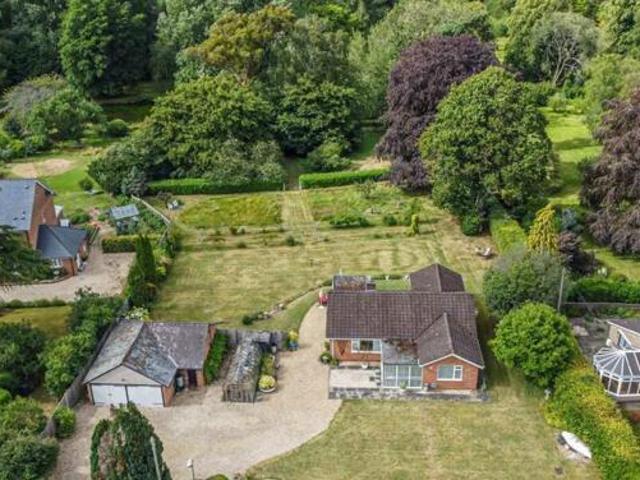 3 Bedroom Bungalow For Sale In Southington