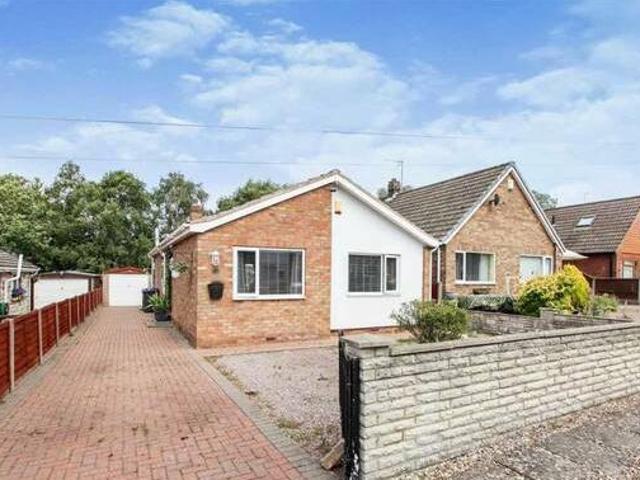 3 bedroom bungalow for sale in Somerville Close Waddington LN5