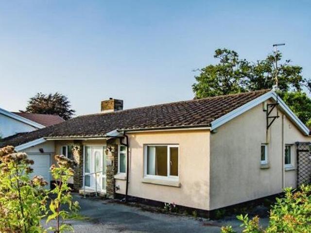 3 Bedroom Bungalow For Sale In Saundersfoot, Pembrokeshire