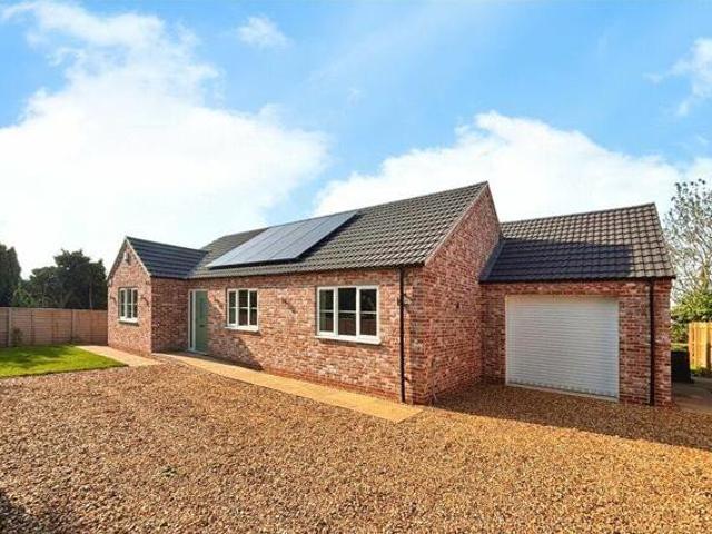 3 Bedroom Bungalow For Sale In Saracens Head