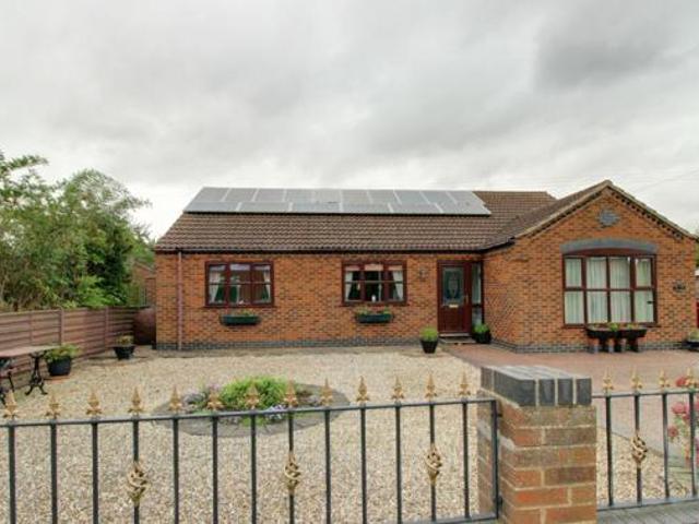 3 Bedroom Bungalow For Sale In Scunthorpe