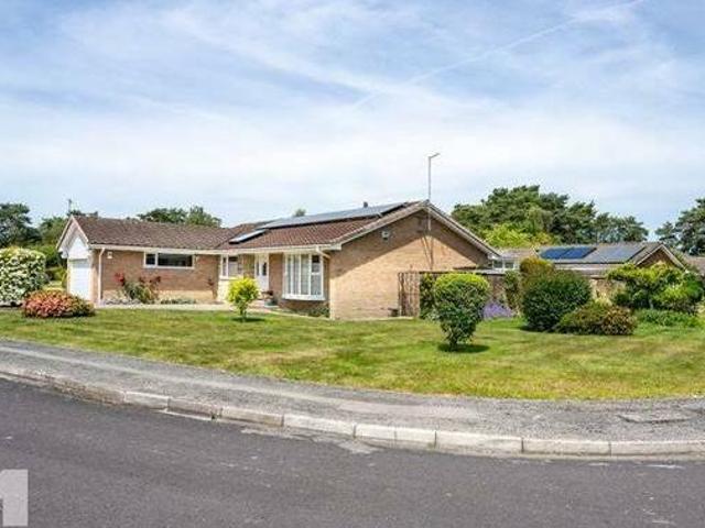 3 bedroom bungalow for sale in Shelley Close Ashley Heath BH24