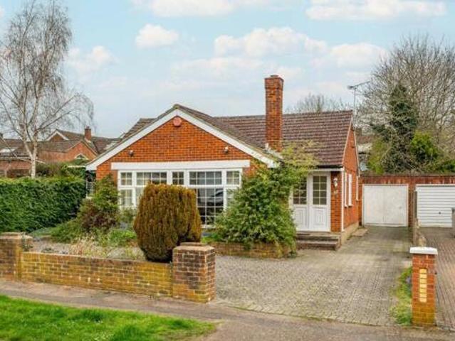 3 Bedroom Bungalow For Sale In St. Albans, Hertfordshire