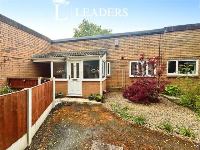 3 bedroom bungalow for sale in Strawberry Close, Birchwood, Warrington, WA3