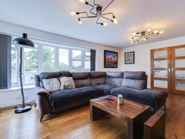 3 bedroom bungalow for sale in Park Road, Thackley, Bradford, West Yorkshire, BD10