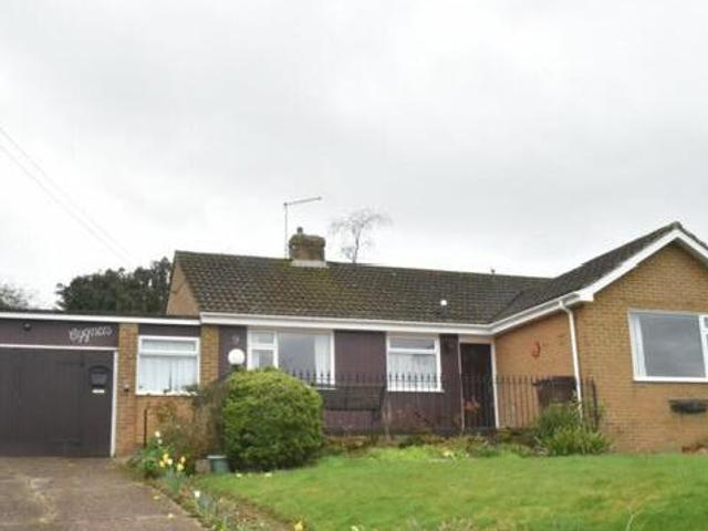 3 Bedroom Bungalow For Sale In Platts Heath, Maidstone