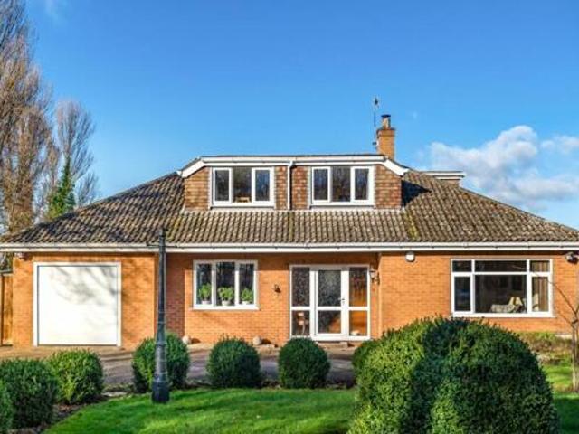 3 Bedroom Bungalow For Sale In Wainfleet, Lincolnshire